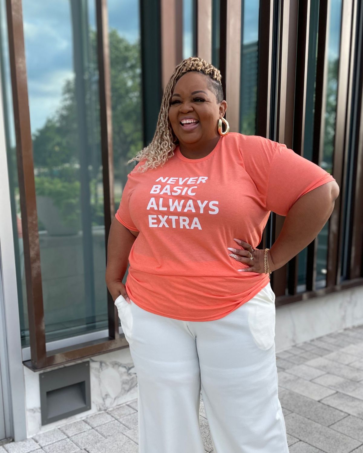 Never Basic Always Extra - T-Shirt – Expressionsinc